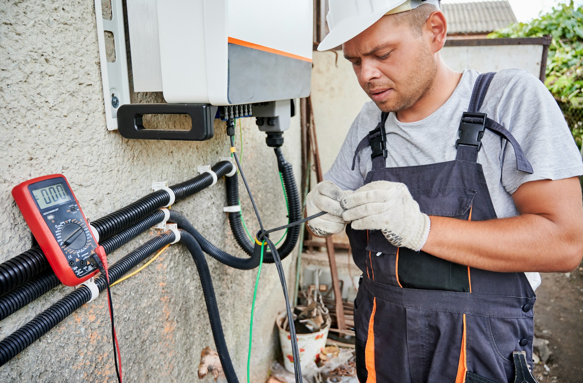 Power Panel Exterior vs In-Wall: Which is Better? - Magnify Electric.