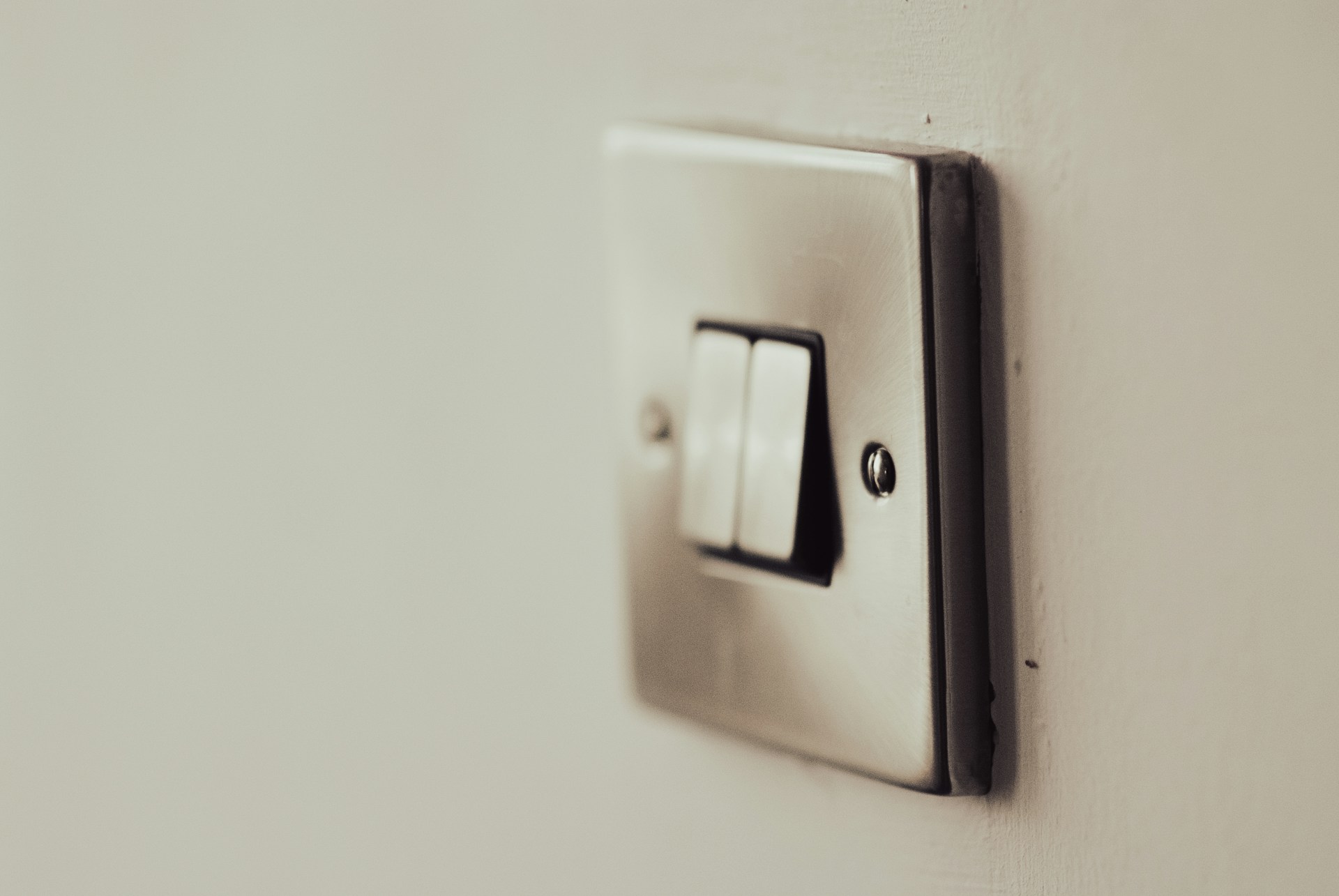 How to Tell if a Light Switch is Bad: Signs and Solutions.
