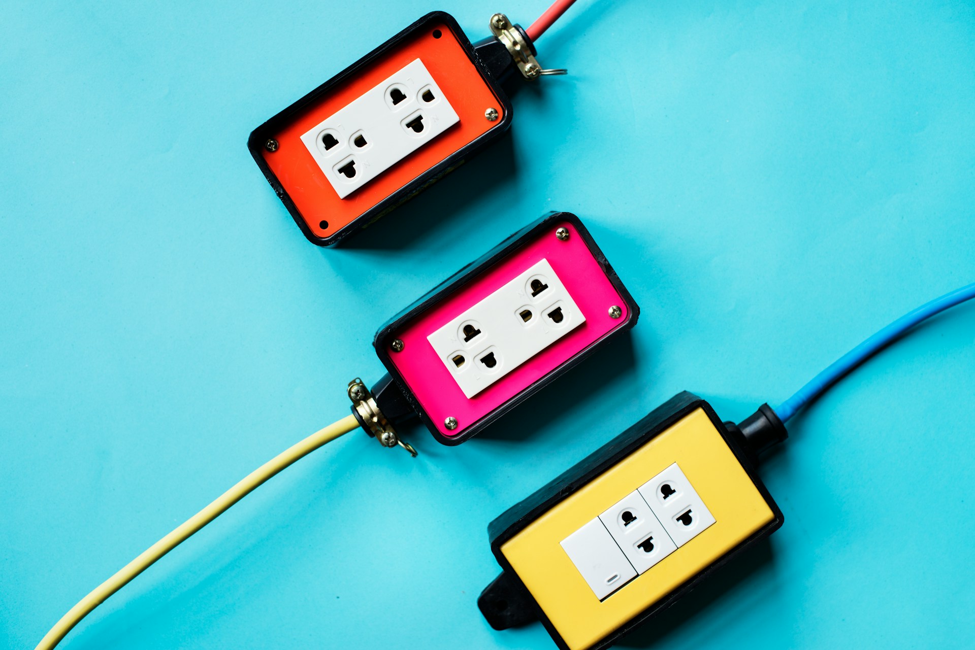 Can't Plug into Outlet? Tips from Magnify Electric to Diagnose the Issue.